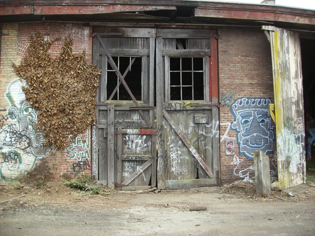 Bayshore Roundhouse - Thread - Urban Exploration Resource